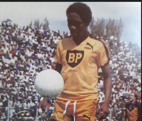 Ace Ntsoelengoe: South Africa’s Unsung Football Maestro - History of ...