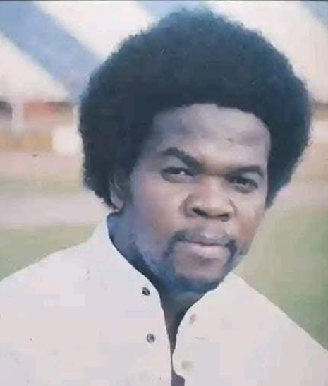 Zola Mahobe: Flamboyant and Ambitious Club Owner of Mamelodi Sundowns ...